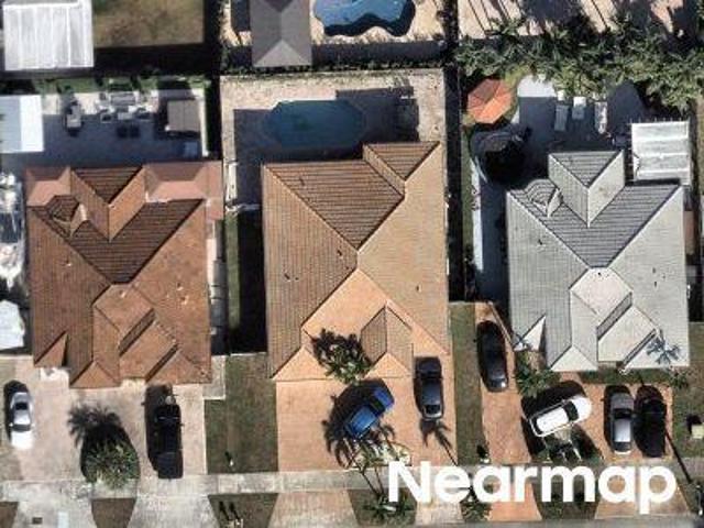 SW 35th Ln