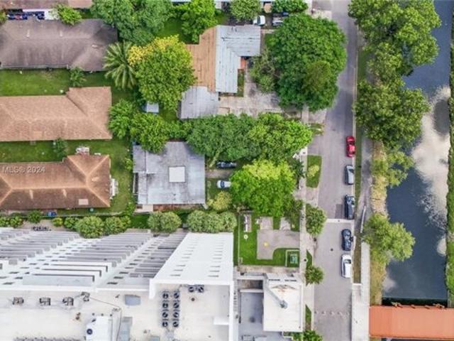 Sw Th Ter, Sweetwater, Home For Sale