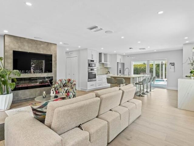 Sw Th Ter, Palmetto Bay, Home For Sale