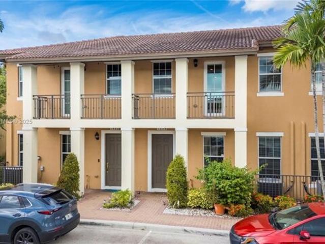 Sw Th Ter, Pembroke Pines, Condo For Sale