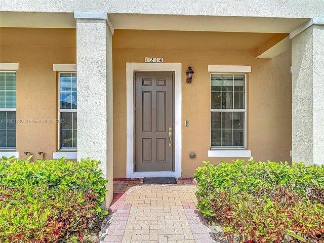 Sw Th Ter, Pembroke Pines, Home For Sale