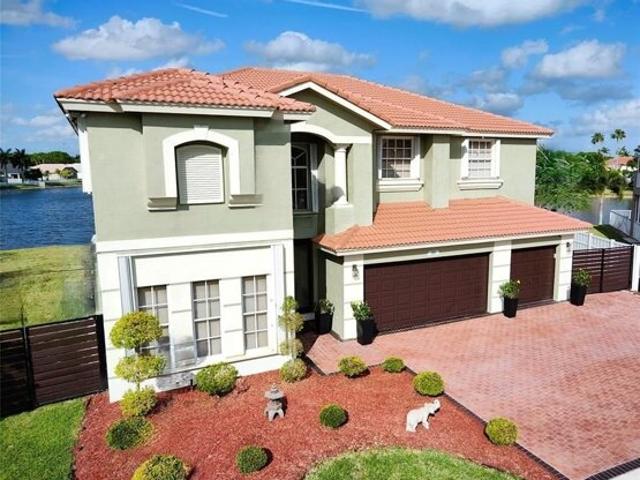Sw Th Ave, Pembroke Pines, Home For Sale