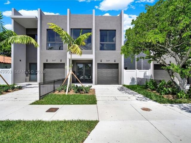 Sw Th Ave Unit,miami, Condo For Sale
