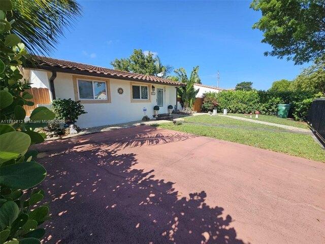 Sw Th St, Miami, Home For Sale