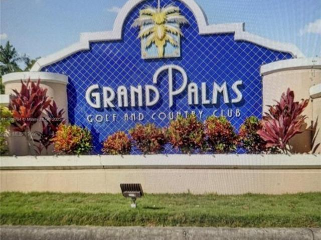 Sw Th St, Pembroke Pines, Home For Sale