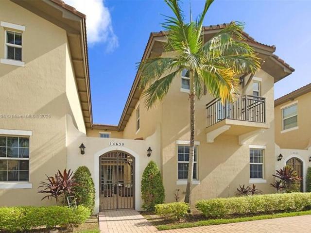 Sw Th St, Pembroke Pines, Home For Sale