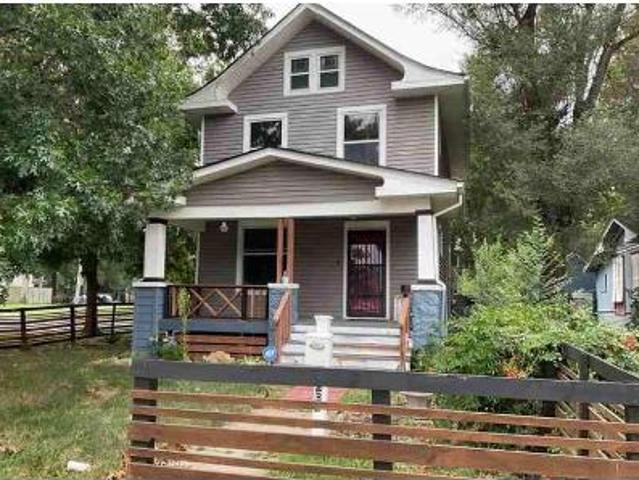 SW Washburn Ave