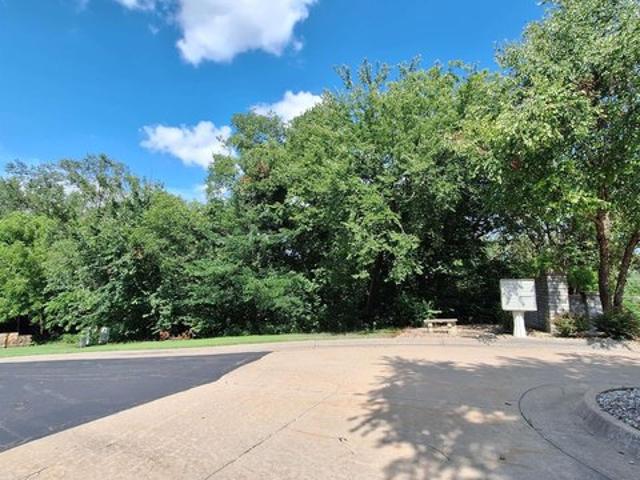 SW Cottonwood Cir Lot 0, Topeka, KS 66614