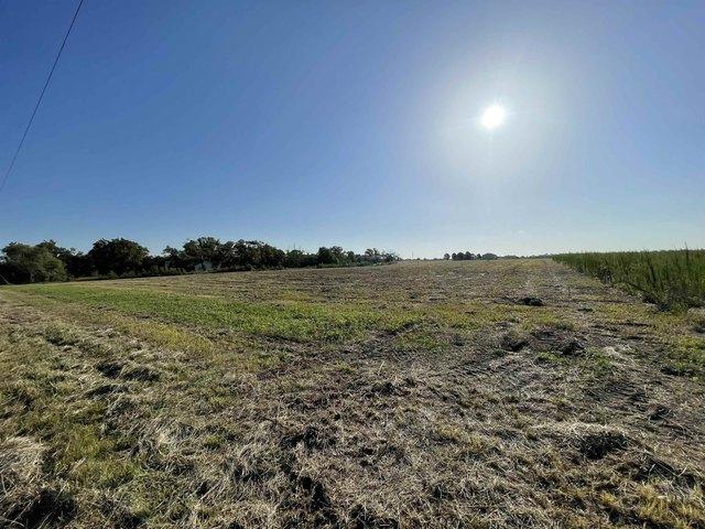SW County Line Rd, Rose Hill, KS 67133