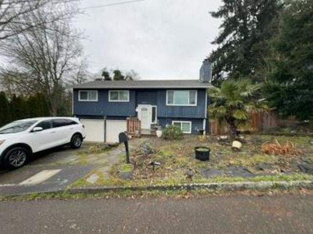 SW Dolph Ct