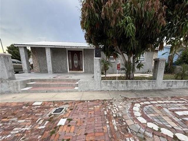 SW Golden Ave