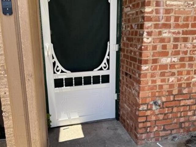 Sw Hampshire Cir, Lawton, Home For Sale