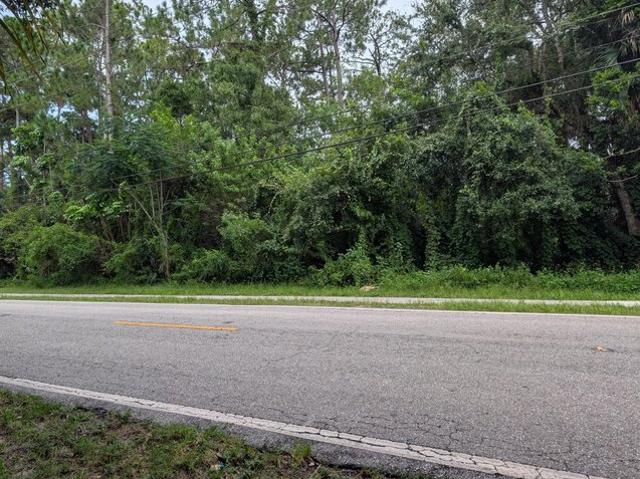 SW Locks Rd, Stuart, FL