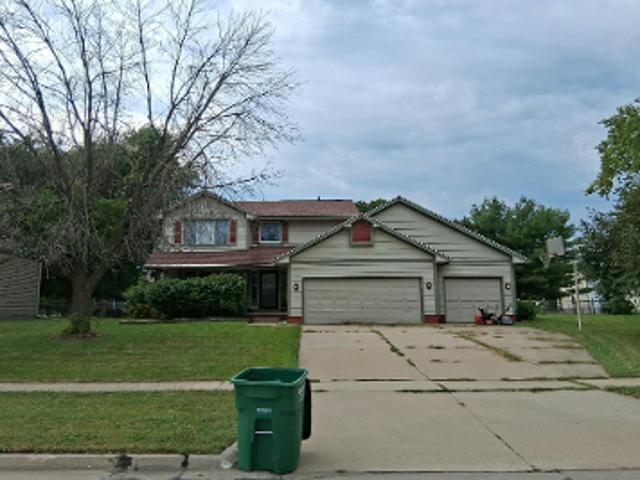 SW Maplewood Dr