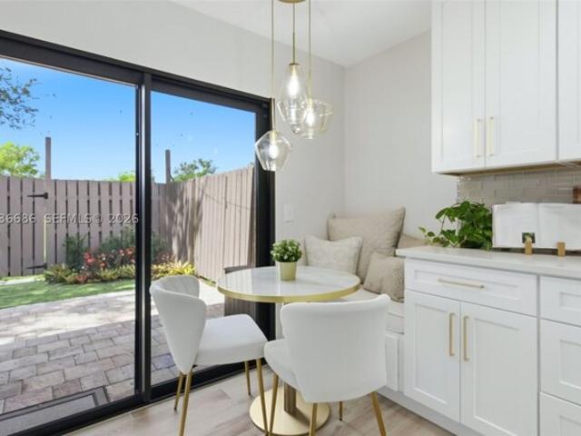 Sw St Way, Davie, Home For Sale