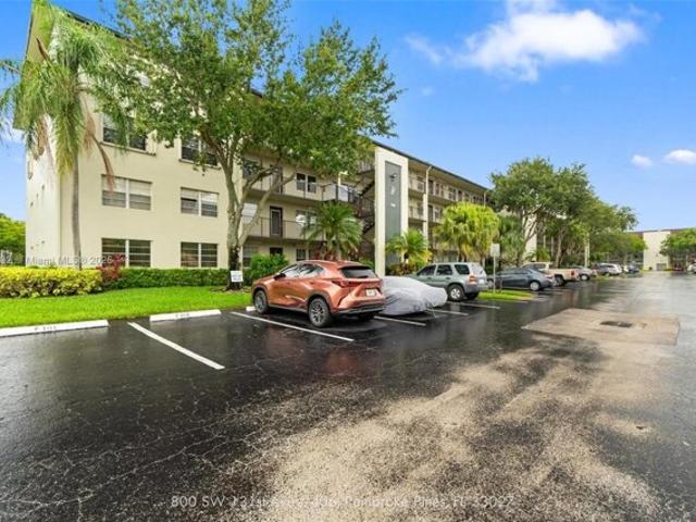 Sw St Ave Unit F, Pembroke Pines, Condo For Sale