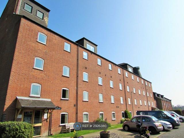Swonnells Court, Oulton Broad NR32, 1 bed flat to rent, £795 pcm | PrimeLocation
