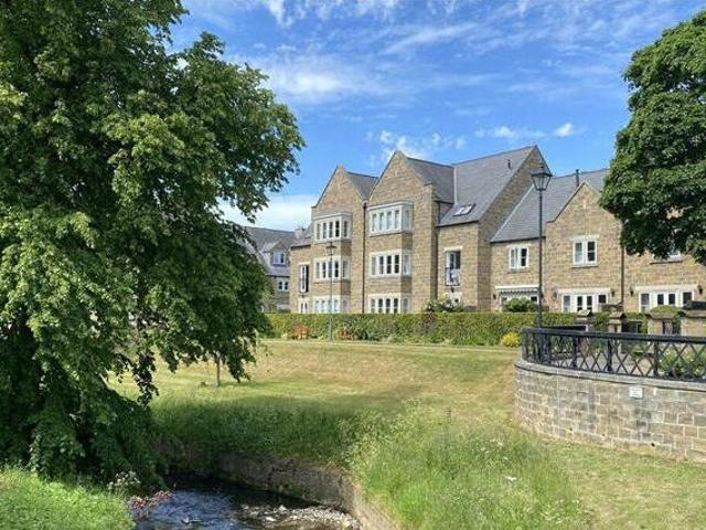 Swathmoor House, School Lane, 2 Bedroom Apartment
