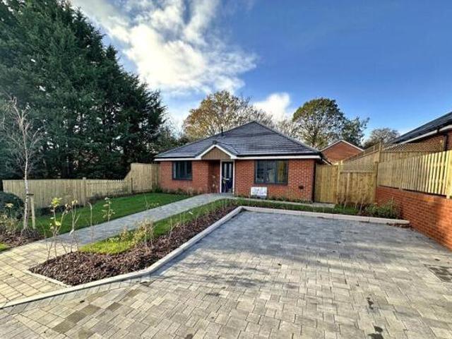 Sway, Anderwood Drive, Lymington, 3 Bedroom Bungalow