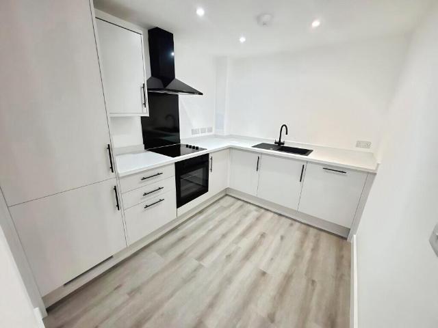 Swain Court, Peterborough, PE2 2 bed property to rent £1,125 pcm £260 pw