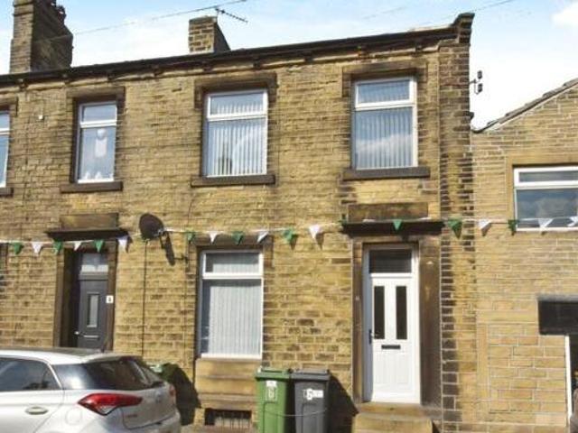 Swallow Lane, Golcar, 3 Bedroom Terraced