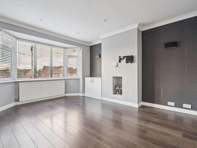 Swallow Street, Iver Heath, SL0