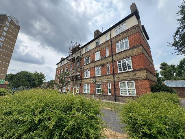 Swan Mead, London, London SE1, 3 bed flat to rent, £2,650 pcm | PrimeLocation