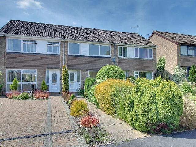 Swan Close, St. Ives PE27, 3 bed terraced house to rent, £1,300 pcm | PrimeLocation