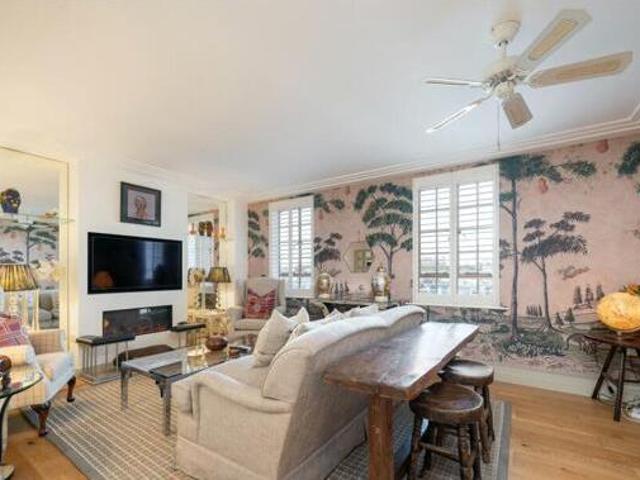 Swan Court, Chelsea, 2 Bedroom Flat