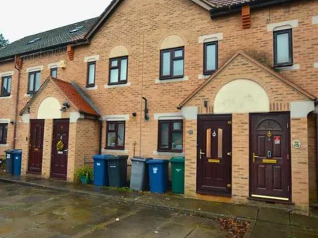 Swan Drive, Grahame Park, London, NW9 5DE, United Kingdom | 3 bed townhouse for rent #137931496 | Rentberry