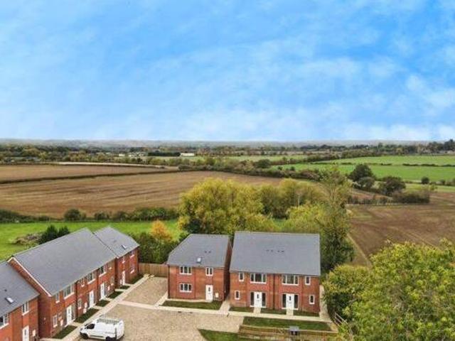 Swan Hill, Shrivenham, 3 Bedroom Detached