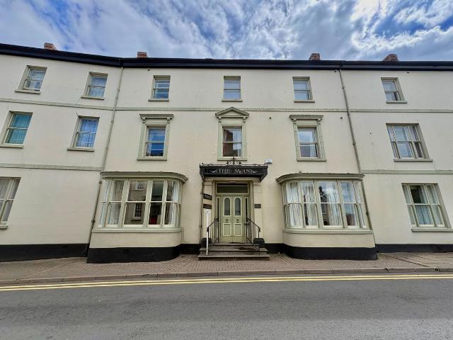 Swan House, Edde Cross Street, Ross On Wye, Herefordshire HR9, 2 bed flat to rent, £875 pcm | PrimeLocation