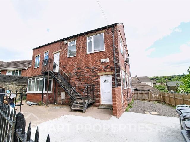 Swan Lane, Lockwood, Huddersfield HD1, Room to rent, £550 pcm | PrimeLocation