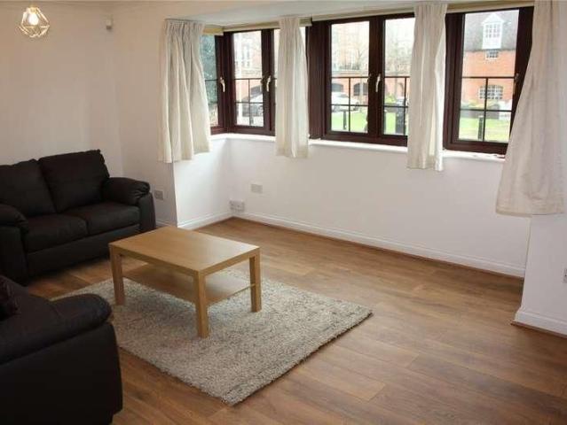 Swan Place, Reading, Berkshire, RG1