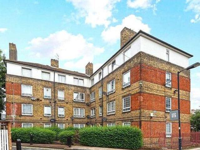 Swan Road, Canada Water, 2 Bedroom Maisonette