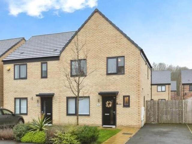 Swan Road, Lakeside, 3 Bedroom Semi detached