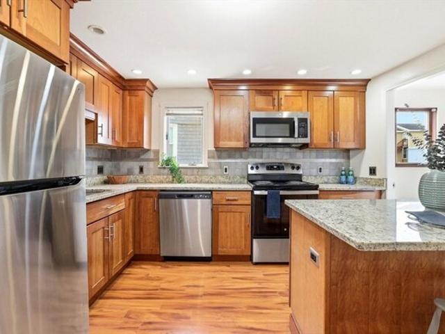 Swan St, Everett, Home For Sale