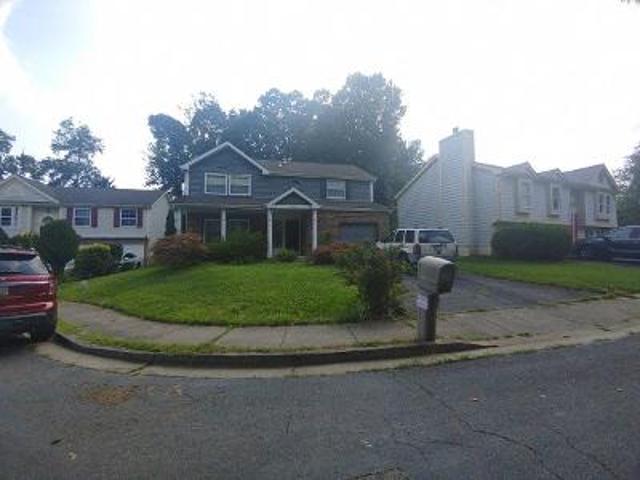 Swan Stream Dr
