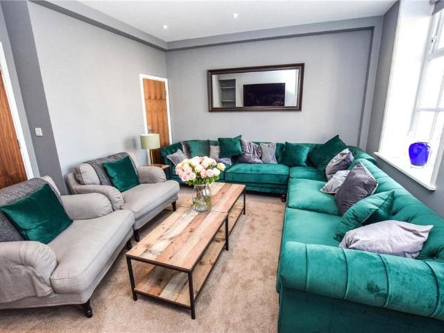 Swan Street, Northern Quarter. 1 bed flat to rent £1,192 pcm £275 pw