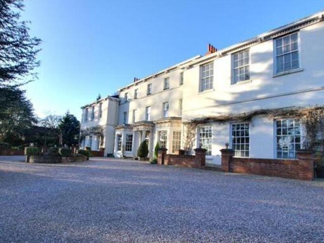 Swanland Hall, Tranby Lane, 2 Bedroom Flat