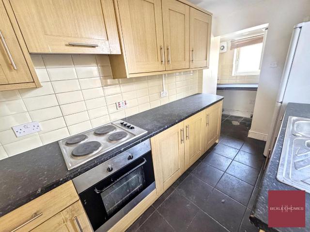 Swanscombe Street, Swanscombe DA10, 2 bed terraced house to rent, £1,350 pcm | PrimeLocation