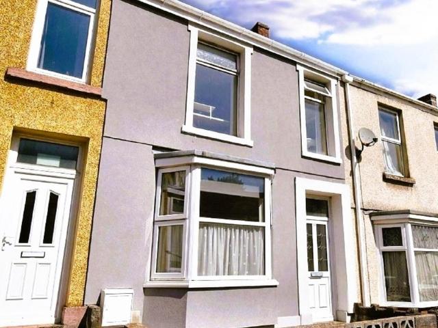 Swansea SA1 5 bed house share to rent £370 pcm £85 pw