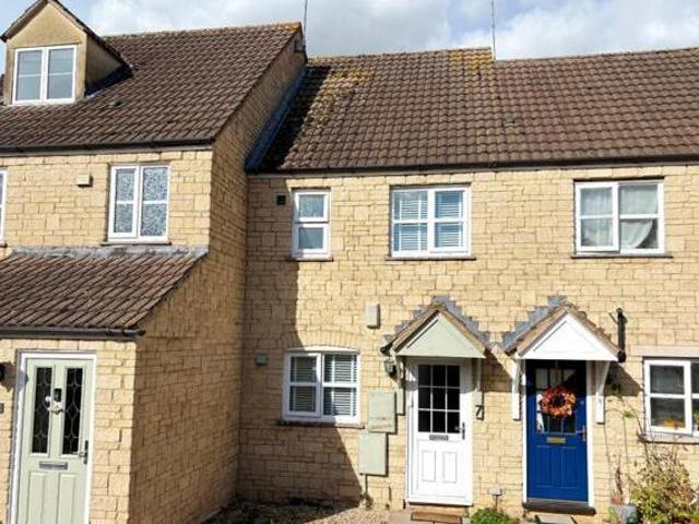 Swansfield, Lechlade, 2 Bedroom Terraced