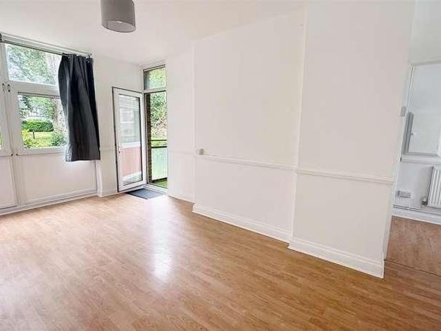 Swanton Gardens, London, SW19