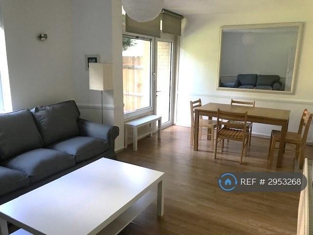 Swanton Gardens, London, SW19 4 bed flat to rent £2,750 pcm £635 pw