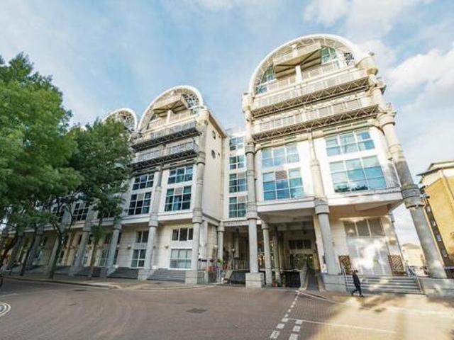Sweden Gate, Baltic Quay, 3 Bedroom Duplex