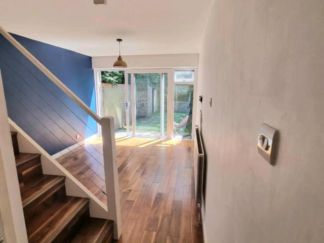 Sweet 1 bed house for rent available 1st Aug