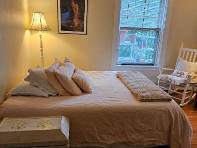 Sweet unfurnished two story, two bedroom Atp
