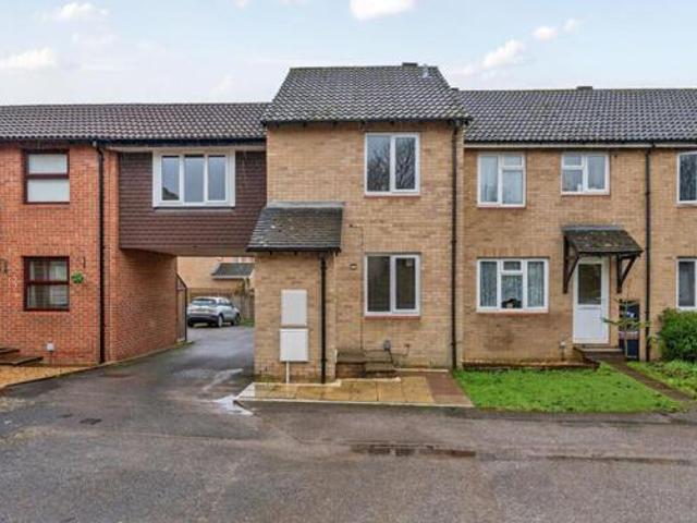 Sweet Briar Drive, Calcot, 3 Bedroom Terraced