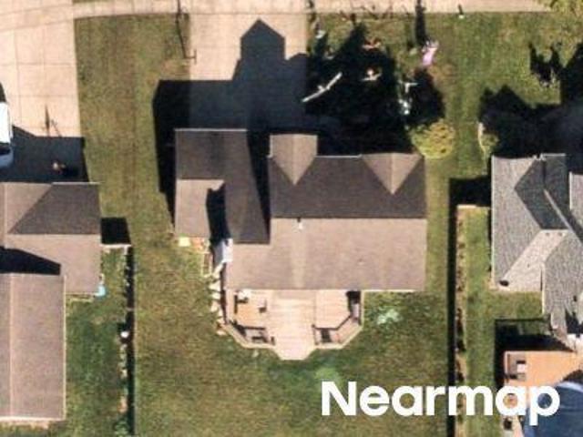 Sweet Briar Ln